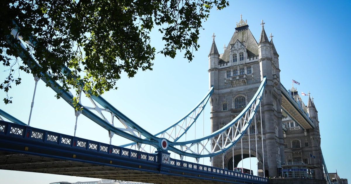 London: Harry Potter byvandring og billet til Tower Bridge | GetYourGuide