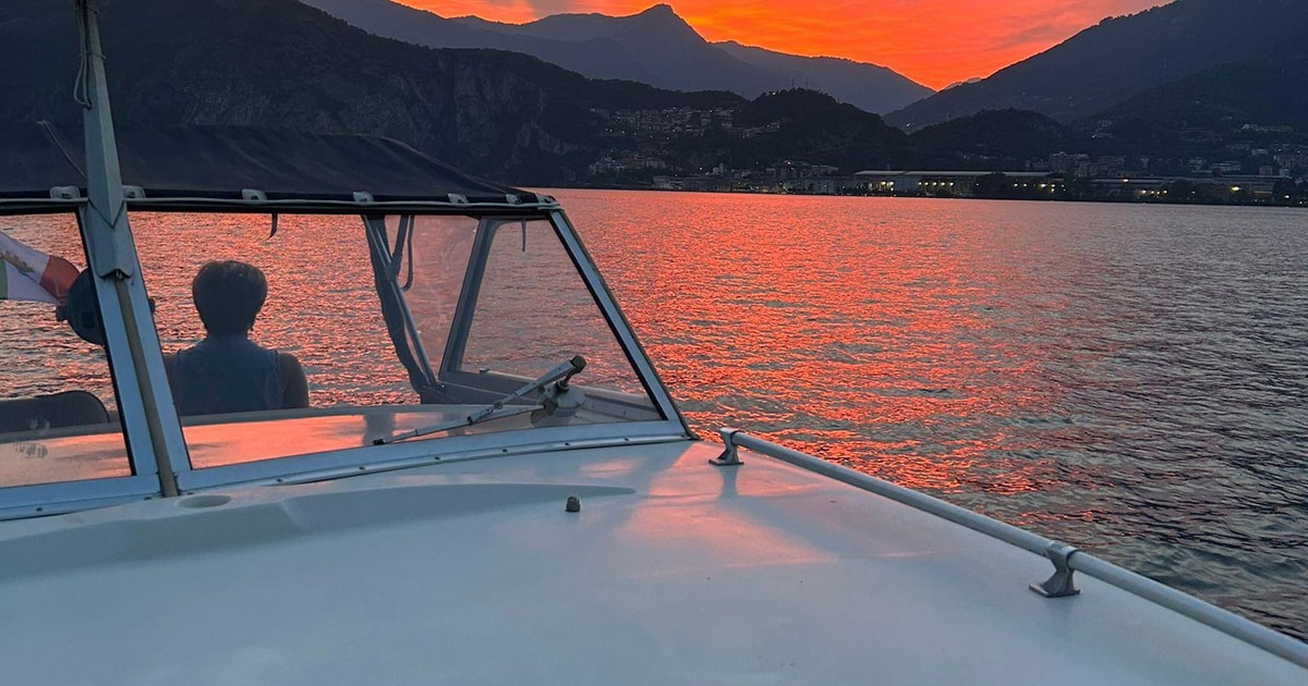 Iseo Gölü'nde tekne ile gün batımı aperatifi | GetYourGuide
