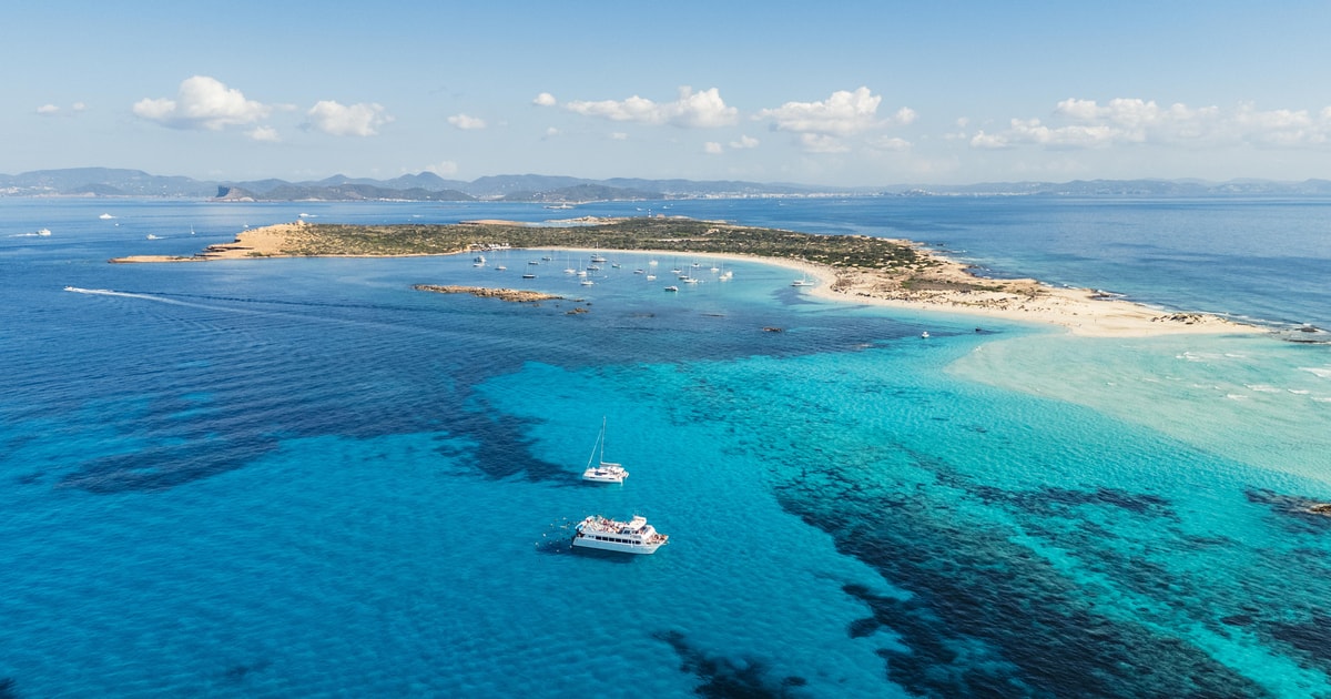 Ibiza: rondvaart naar Formentera, peddelen en snorkelen met lunch ...