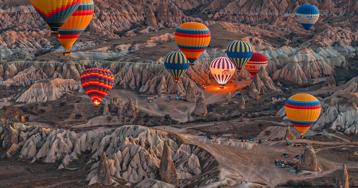 Capadócia: Voo de balão de ar quente em 1 dos 3 vales | GetYourGuide