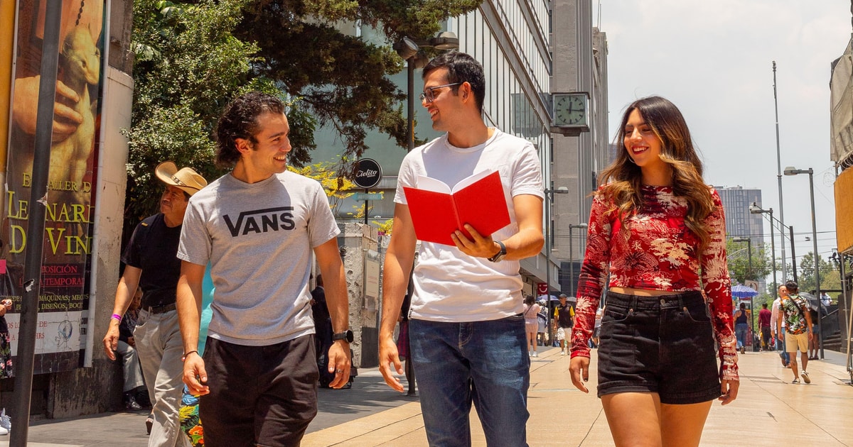 Poetry tour Mexico City | GetYourGuide