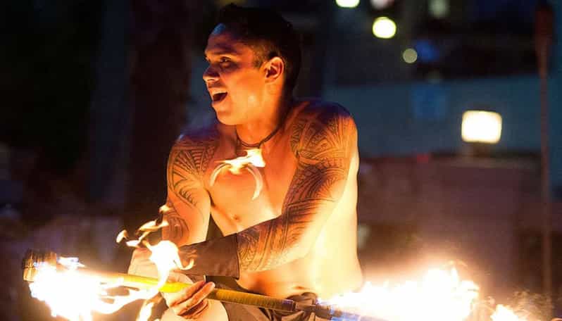 Orlando: Polynesian Fire Luau with Dinner and Live Show | GetYourGuide