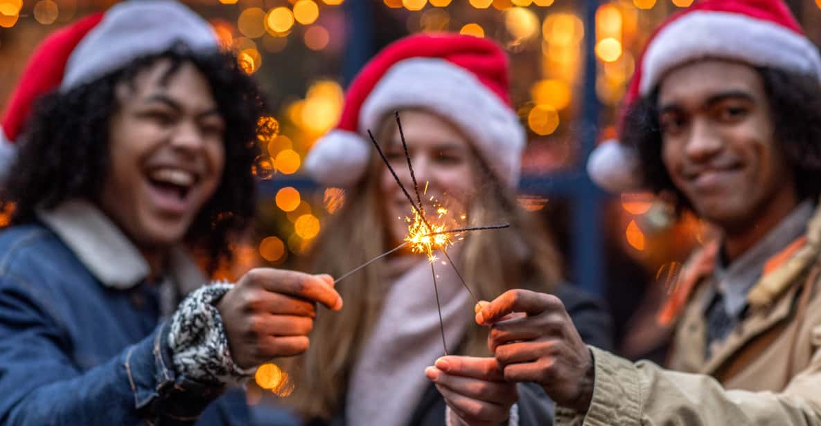 Berlin Christmas Market Photoshoot | GetYourGuide