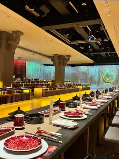 Shanghai: Royal Banquet with Chinese Cultural Performance | GetYourGuide