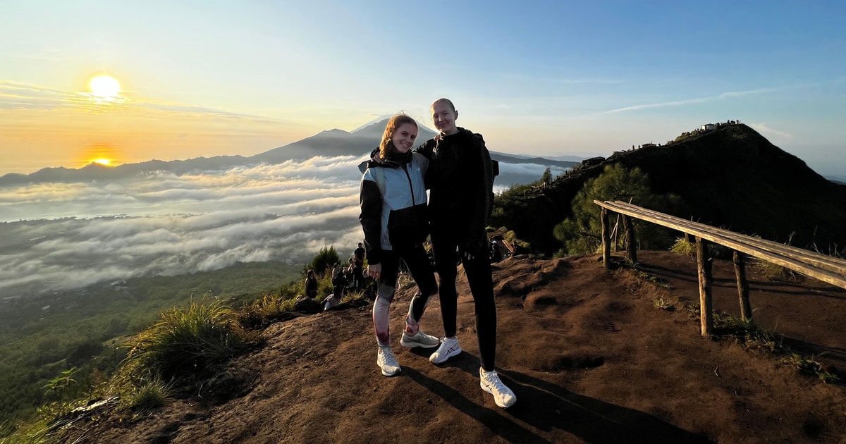 Nascer do sol no Monte Batur | GetYourGuide
