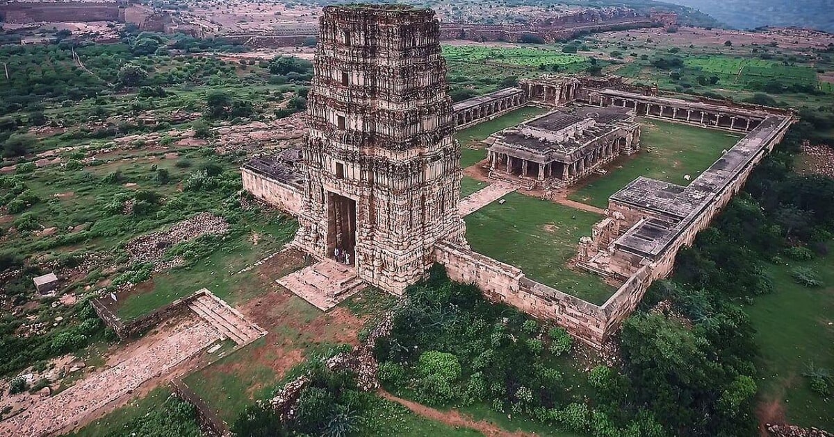 Anantapur: Lepakshi Temple & Anantapur City Day Tour | GetYourGuide