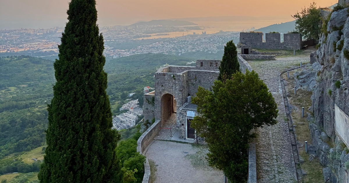 Split: Klis Sunset Sightseeing Bus Tour | GetYourGuide