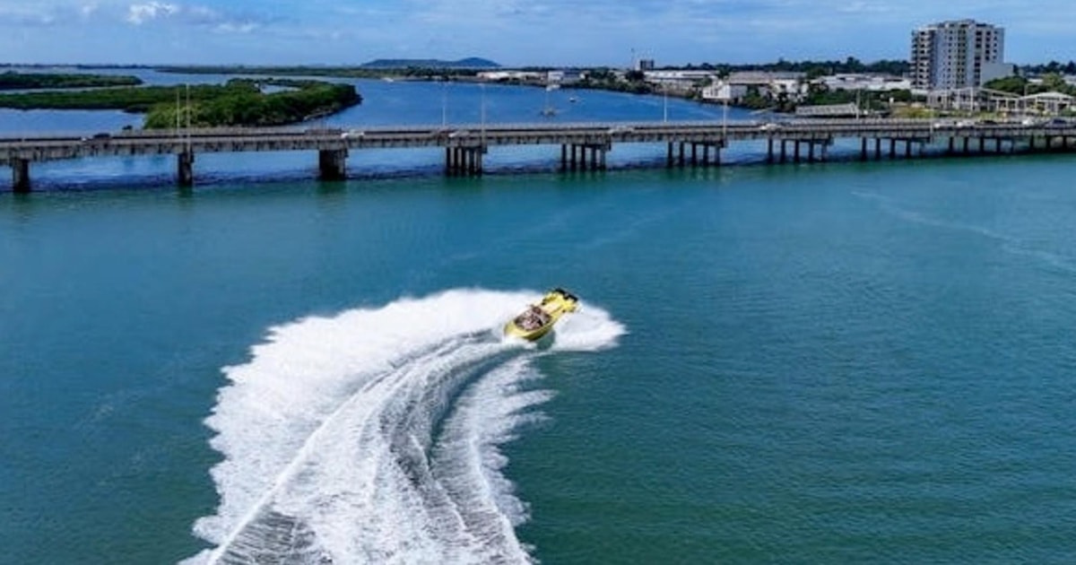 Mackay: Jet Boat Ride: Wettest ride in Aus | GetYourGuide