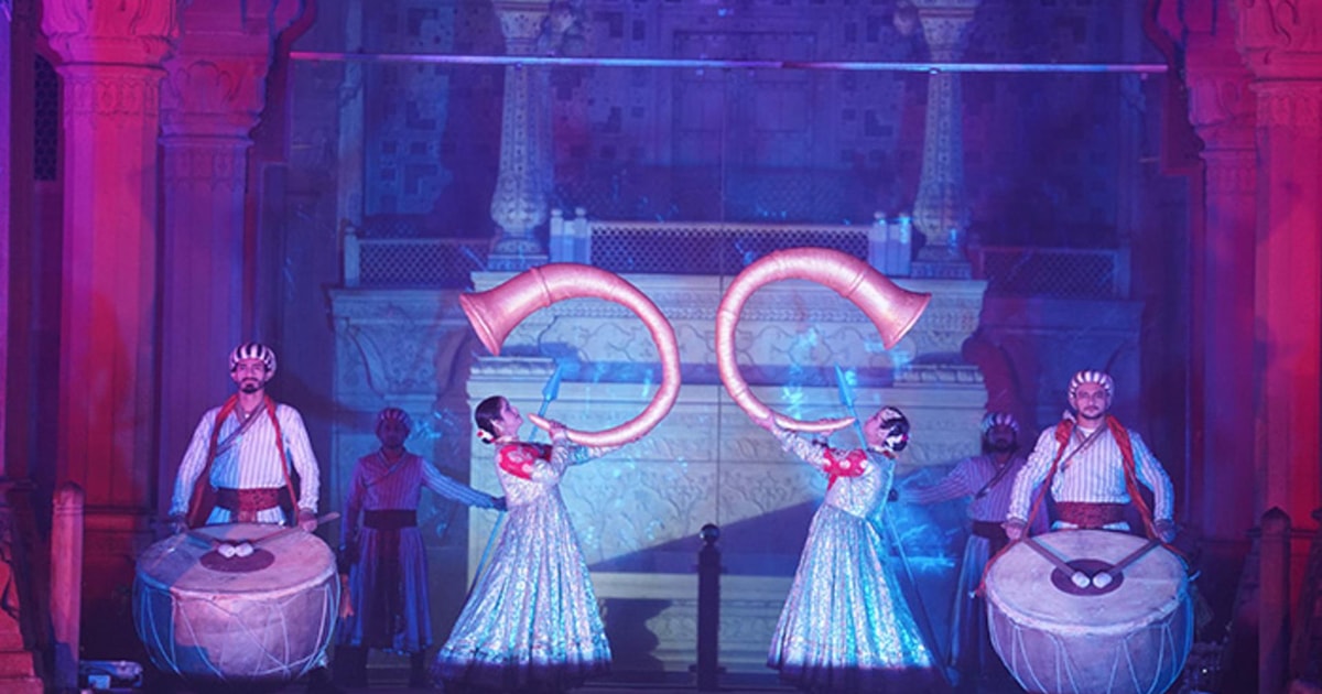 Delhi: Red Fort Light and Sound Show Guided Tour | GetYourGuide