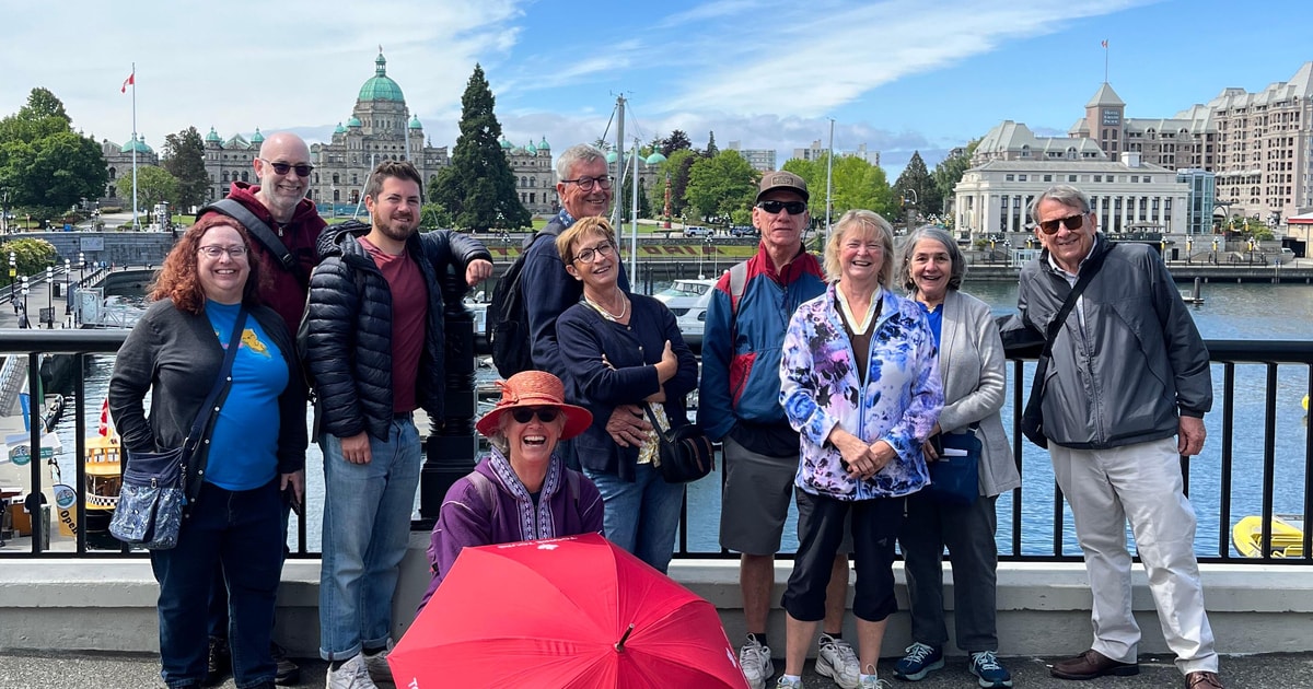 Victoria: Tips-Based City Highlights Walking Tour | 3-Hour | GetYourGuide
