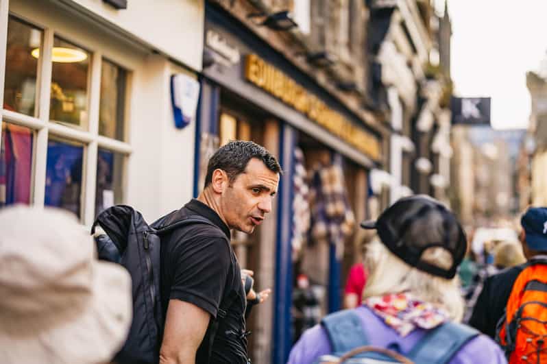 Edinburgh: Comedy Walking Tour with Professional Comedian | GetYourGuide