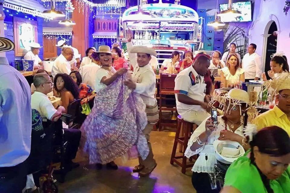 Private Panama Night Out Experience (Panoramic Views + Show) | GetYourGuide