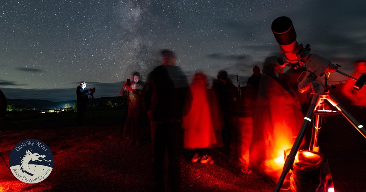 Brecon: Group Stargazing at Brecon Beacons Observatory | GetYourGuide