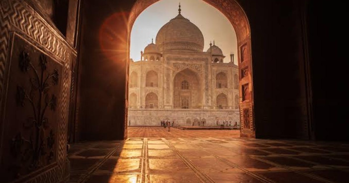Skip The Line Taj Mahal Sunrise Tour von Delhi mit dem Auto | GetYourGuide