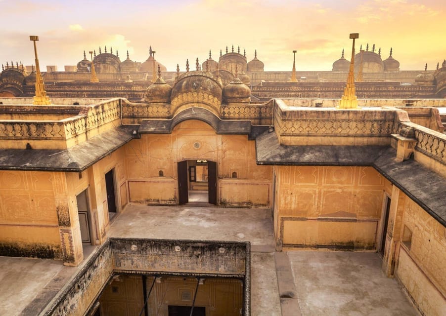 Jaipur Heritage Trail Forts and Palaces Guided Full Day Tour | GetYourGuide