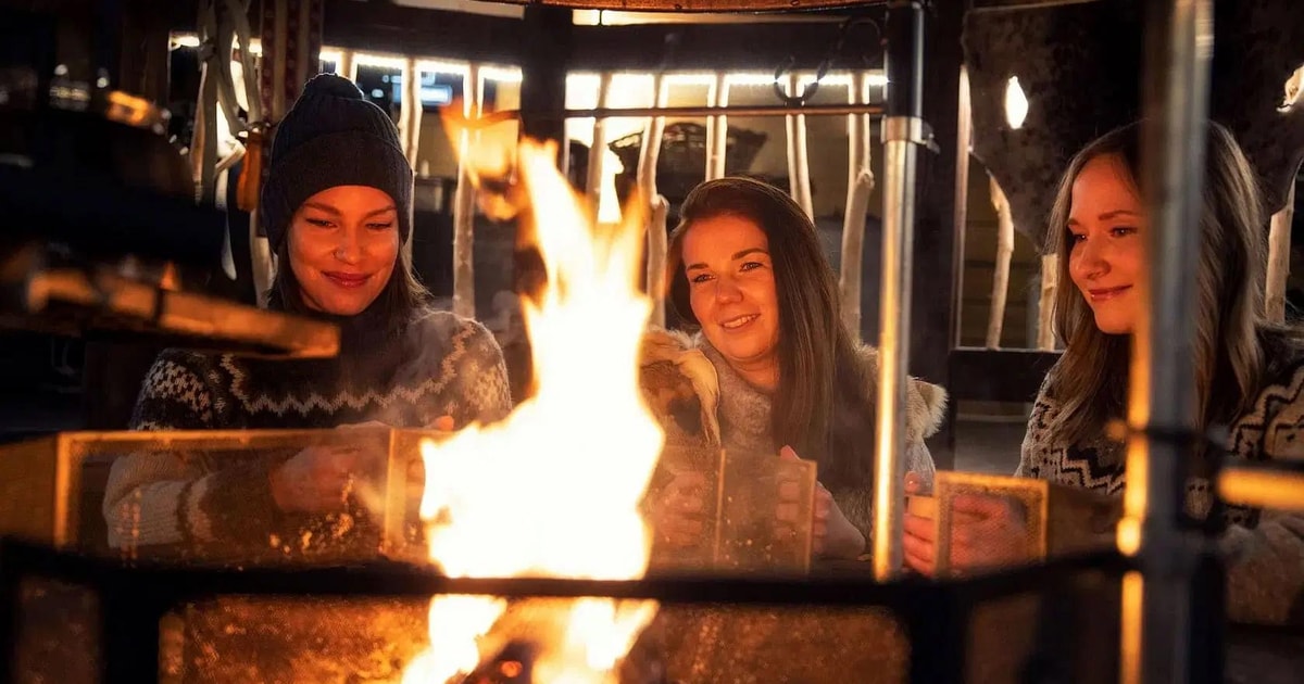 Kemi-Tornio: Evening campfire on the island | GetYourGuide