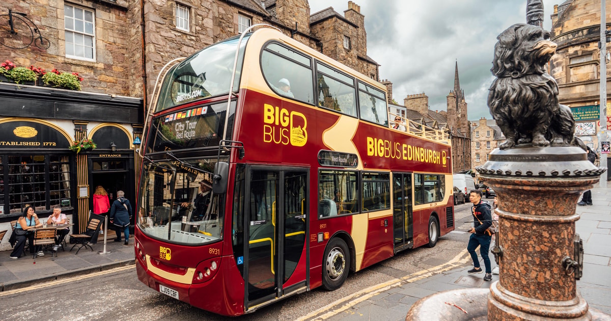 Edinburgh: Hop-On, Hop-Off Bus Tour City & Britannia Combo | GetYourGuide