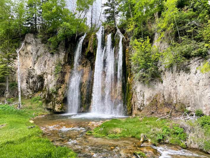 Rapid City: Devils Tower & Spearfish Canyon Private Tour | GetYourGuide