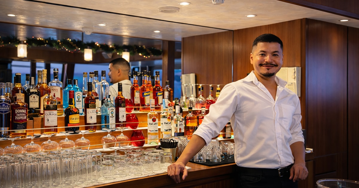 Cruise on the Restaurant Ship with Dinner Party, Open Bar & DJ ...