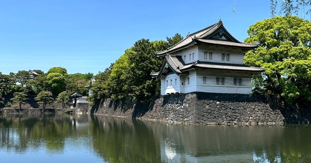 Tokyo: Imperial Palace and Shogun Walking Tour | GetYourGuide