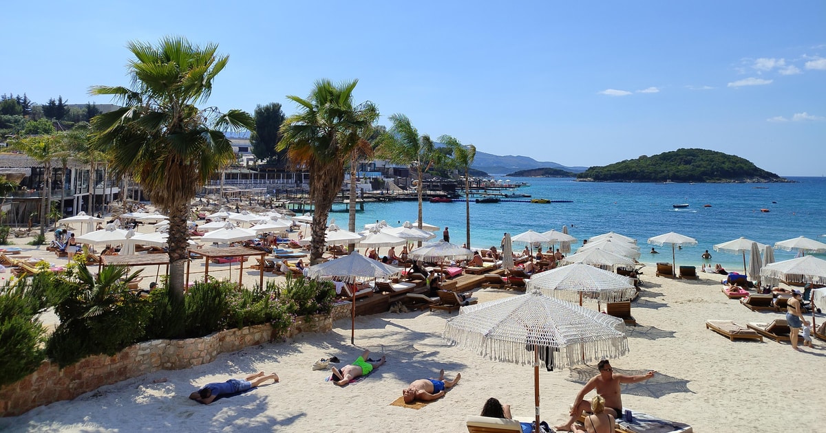 Fra Golem: Ksamil, Blue Eye og Lekuresi Cast | GetYourGuide
