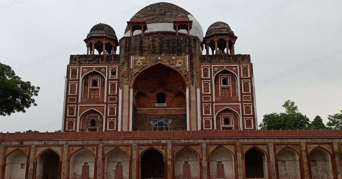 Sab Khano Ka Khaan: Abdur Rahim Khan‑i‑Khanan's Tomb | GetYourGuide