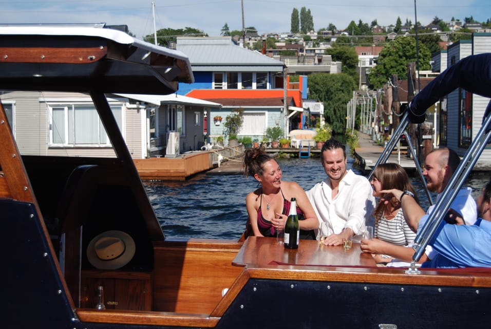 Seattle: Best Sightseeing and Cocktail Cruise | GetYourGuide