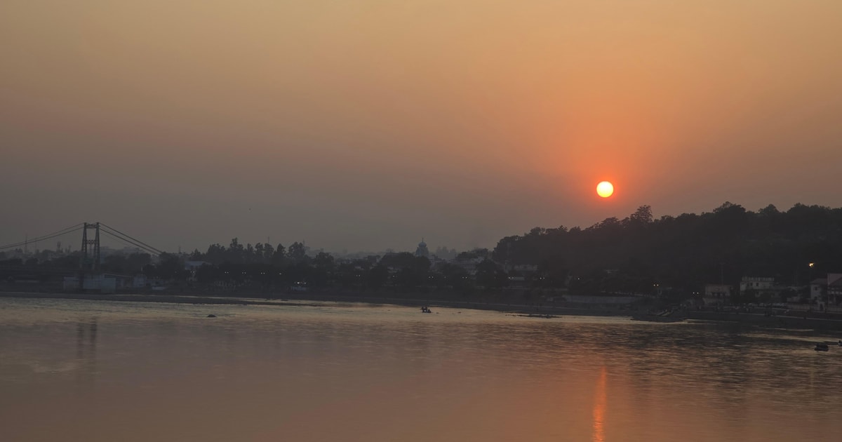 Rishikesh: Rundgang mit Lakshman Jhula & Ganga Aarti | GetYourGuide