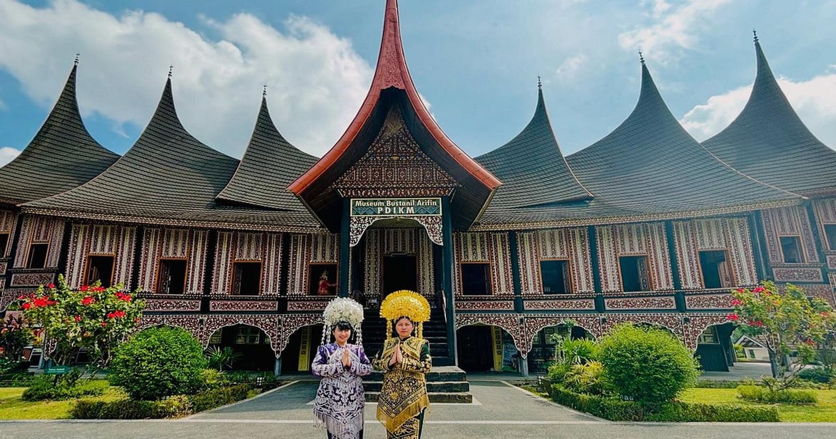 Padang: 3-Day Bukittinggi Tour with Meals and Hotel | GetYourGuide