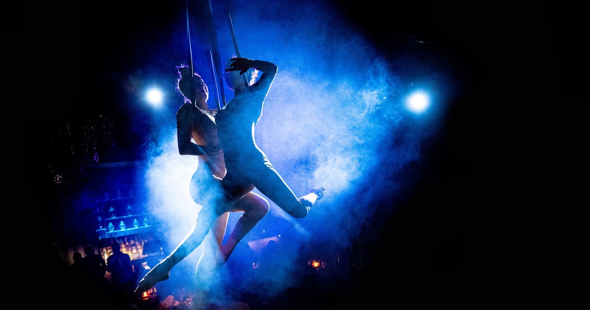 Milan: Maison Milano Dinner and Show | GetYourGuide