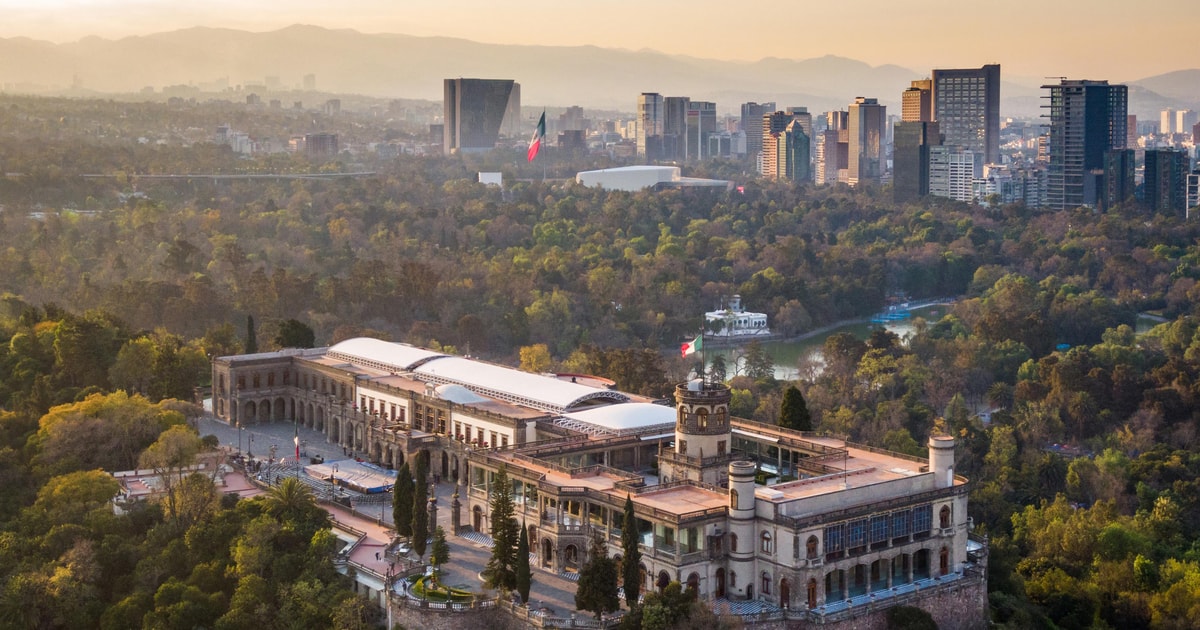 Mexico City: Chapultepec Castle Semi-Private Walking Tour | GetYourGuide