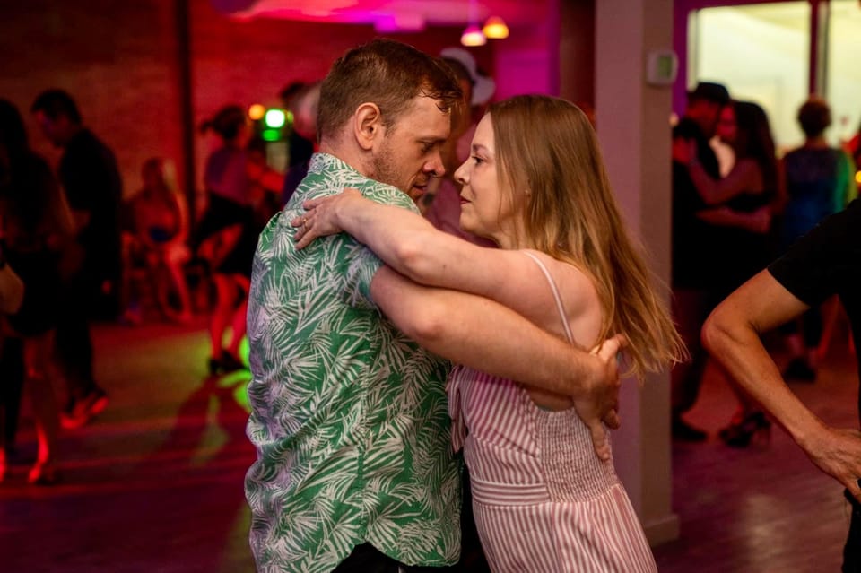 Experiencia Salsa: Aprende Salsa con un instructor profesional ...