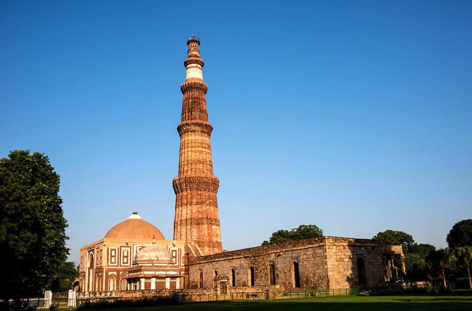 One-Way City Transfer to and from Agra & Delhi | GetYourGuide
