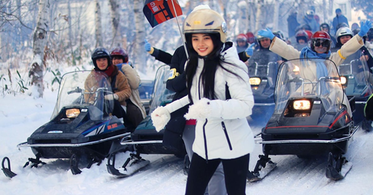Sapporo: Lake Toya, Farm & Noboribetsu Hell Valley Day Trip | GetYourGuide