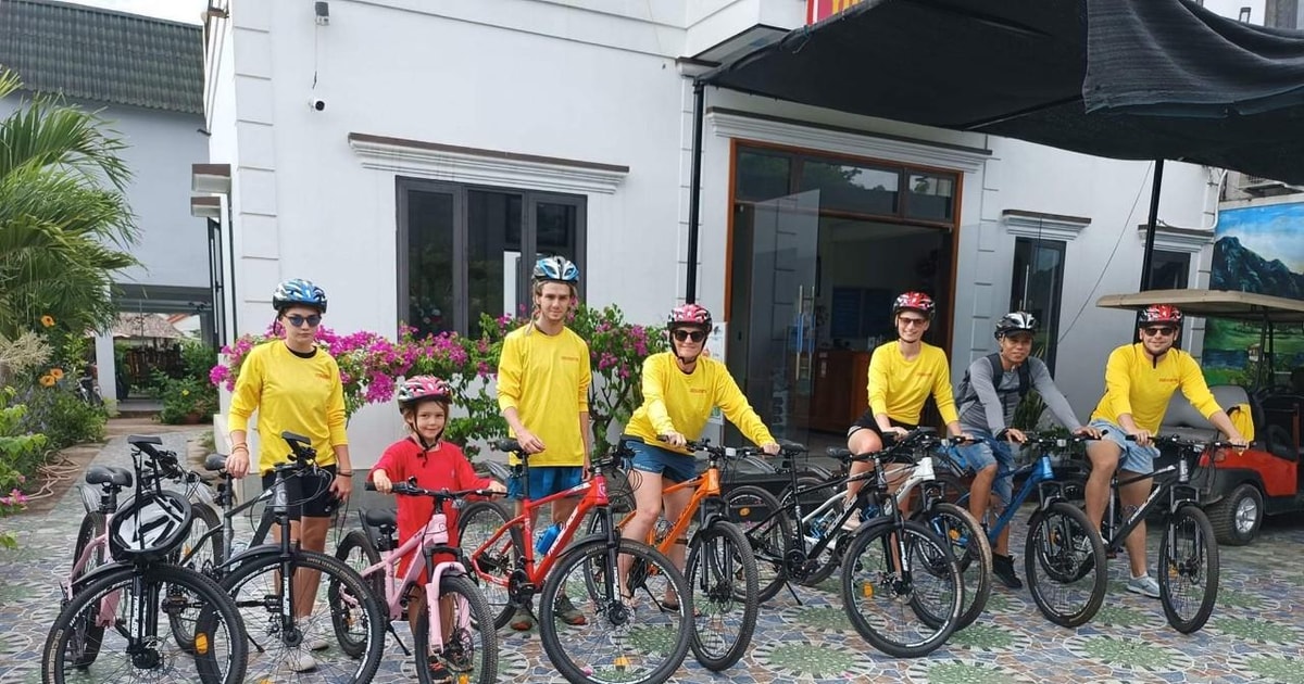 Verken de Phong Nha-grot en de Dark Cave op de fiets | GetYourGuide