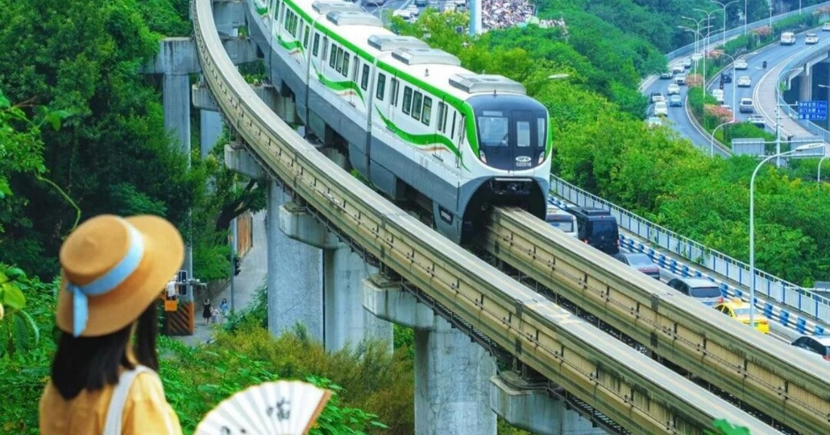 Chongqing: Highlights der Stadt & Stadtbahn-Tour in kleiner Gruppe ...