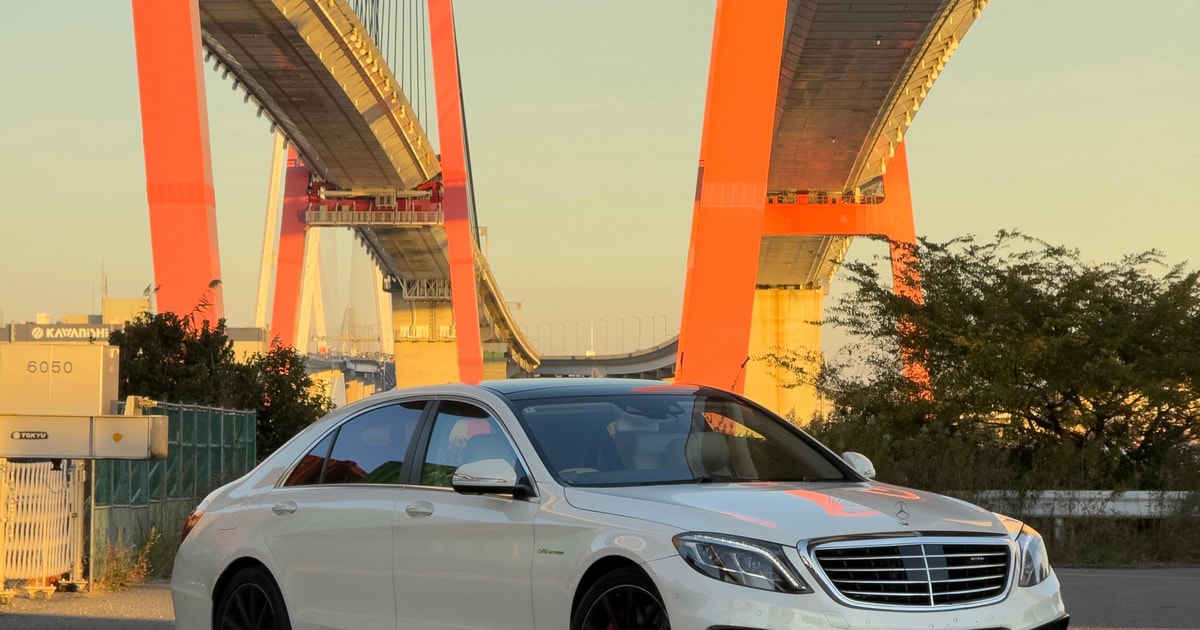 Tokyo: Night Tour with S63 AMG and Daikoku Parking Area | GetYourGuide