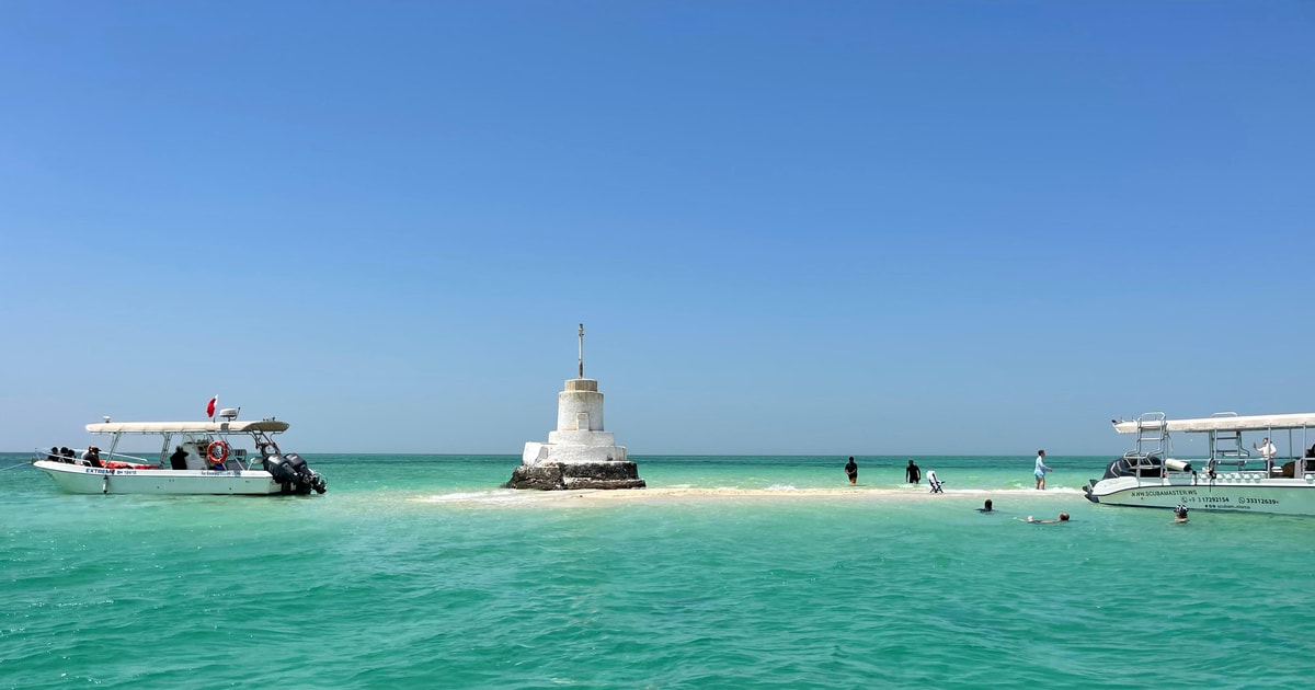 Bahrain: Boat Excursion to Jaradah Island | GetYourGuide