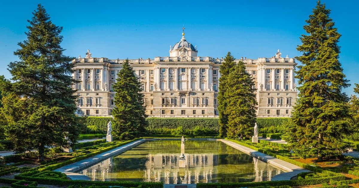 Koninklijk Paleis & Prado Museum Madrid + hotel pick-up & tickets ...