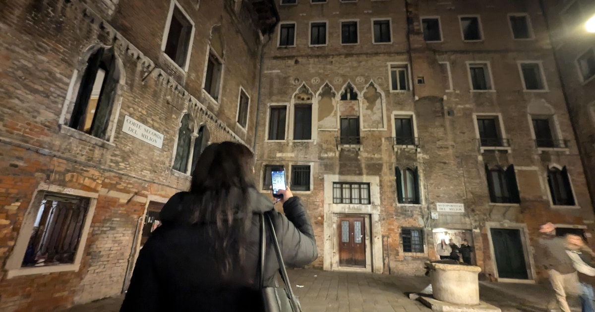 Venice: Ghosts, Crimes & Legends Sunset Tour with Spritz | GetYourGuide