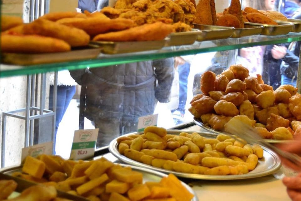 Street food tour: the Neapolitan culinary art | GetYourGuide