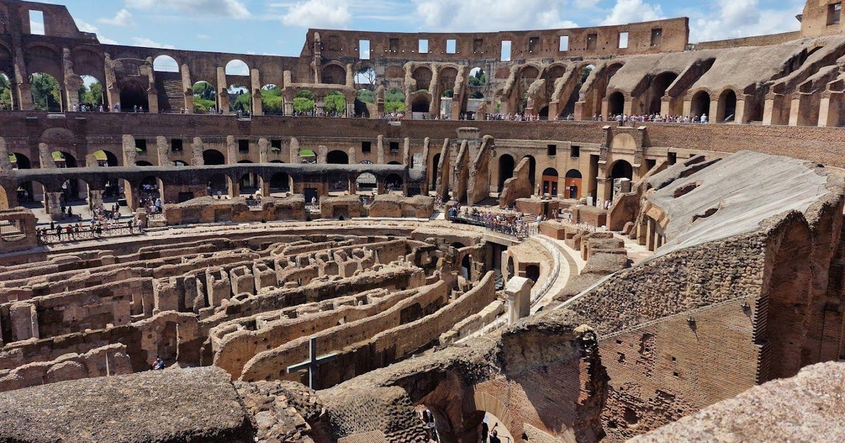 Explora la Antigua Roma: Un audioguía autoguiado | GetYourGuide