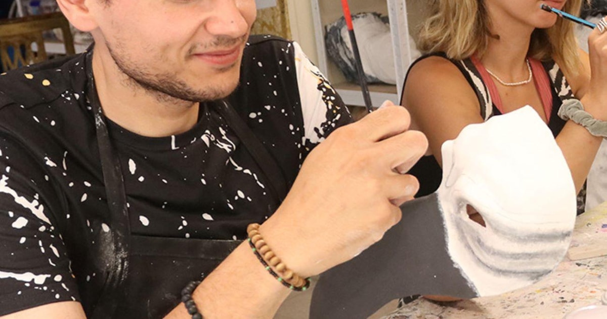 Venice: Traditional Mask-Making and Decorating Workshop | GetYourGuide