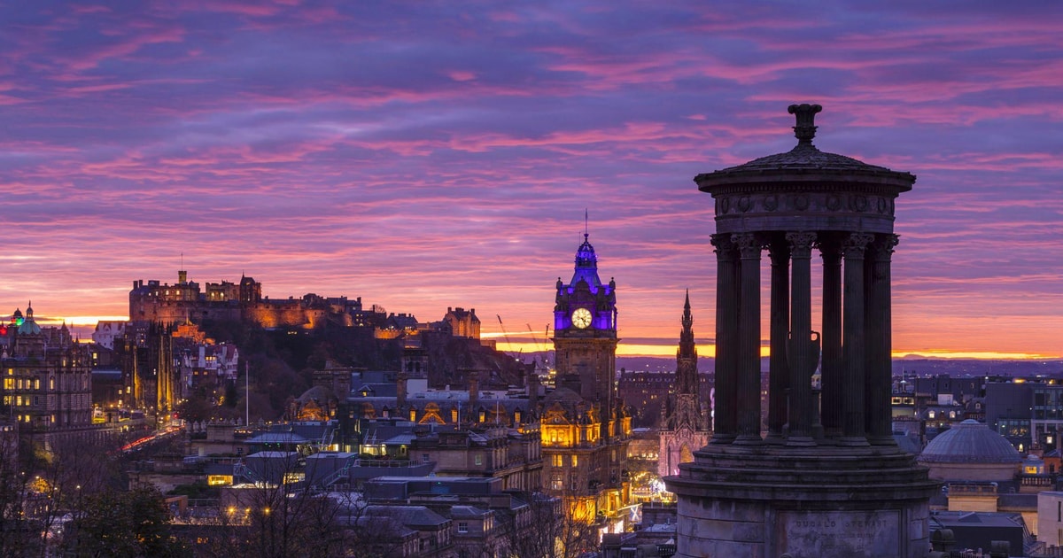 Edinburgh: Privat rundtur i bil til byens højdepunkter | GetYourGuide
