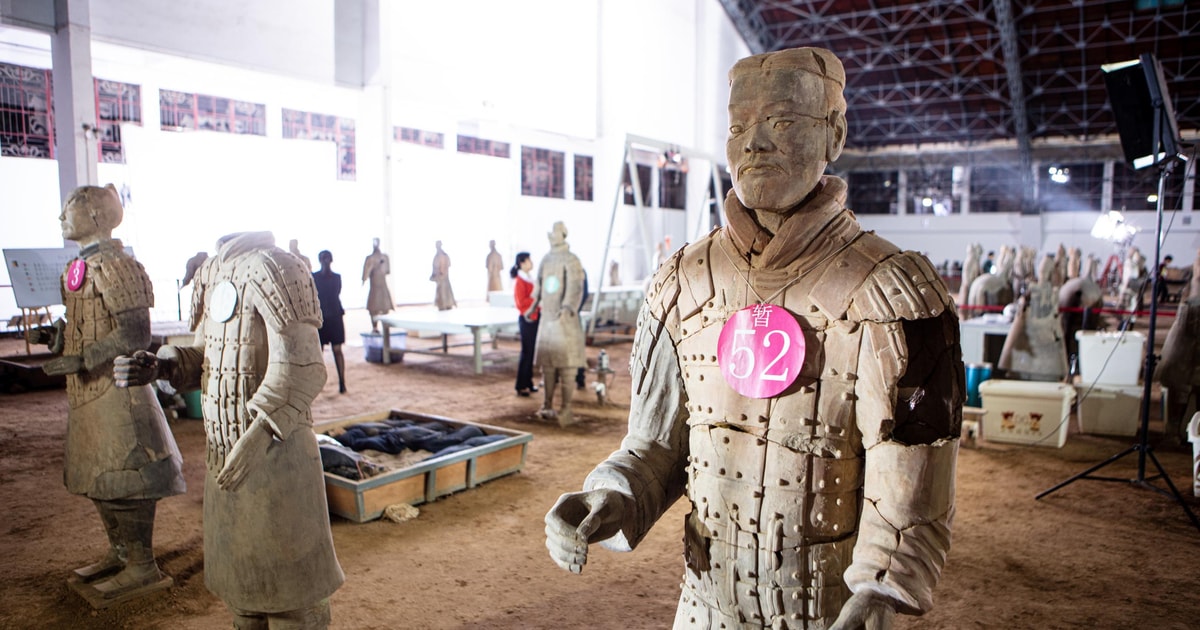 Xi'an: Terracotta & City Wall Day Tour w/ Tickets & Transfer | GetYourGuide