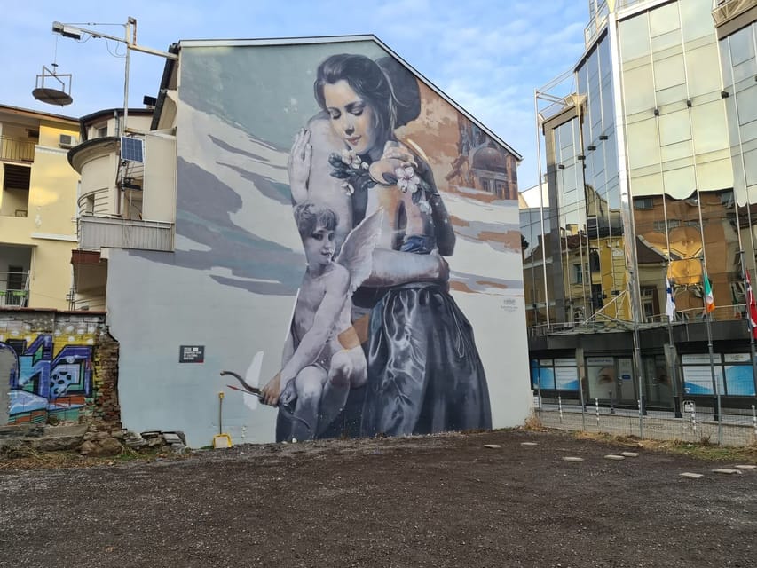 Sofia: Route Graffiti in Sofia | GetYourGuide