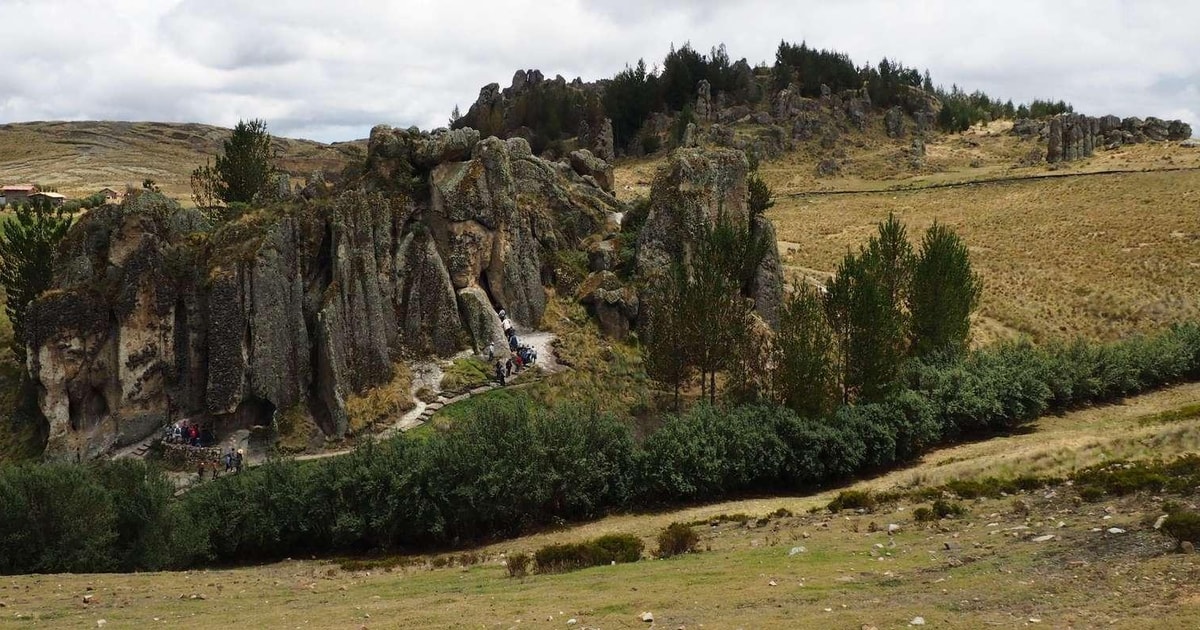 De Cajamarca || Complexe archéologique de Cumbemayo || | GetYourGuide