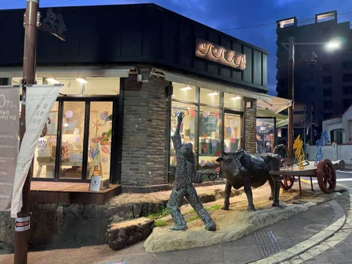 Seogwipo City(in Jeju Island) Walking Tours with Sunset | GetYourGuide