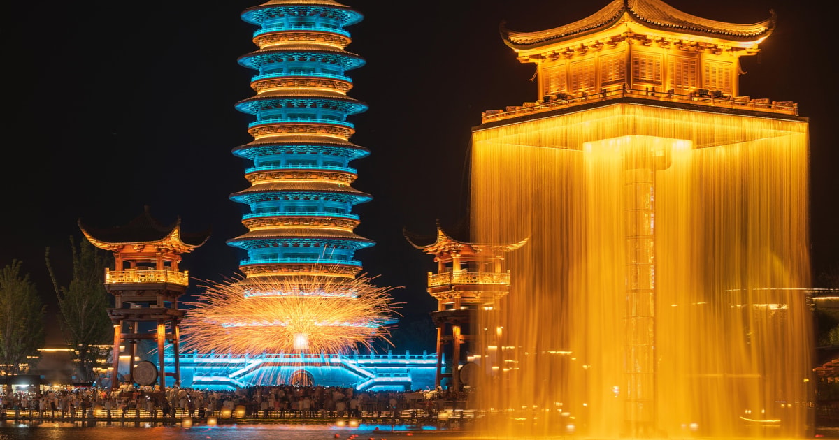 Huangshan: Huangling & Wunvzhou Scenic Area 2-Day Tour | GetYourGuide