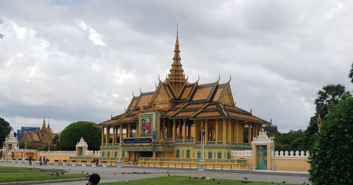Phnom Penh Highlights Tour mit Killing Fields & S-21 Prison | GetYourGuide